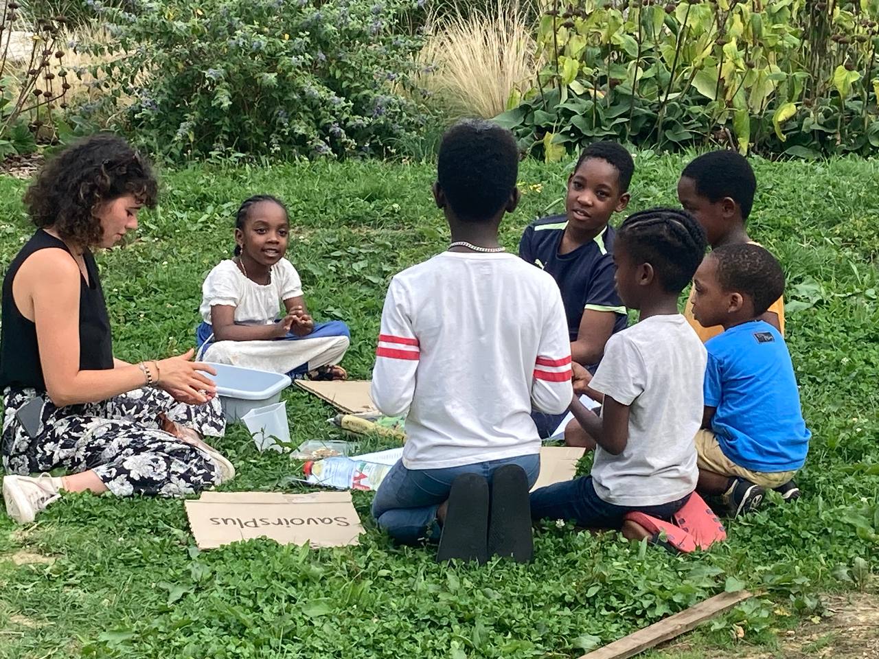 Travailler d’arrache-pied pour l’écologie : une priorité, particulièrement pour nos volontaires ...